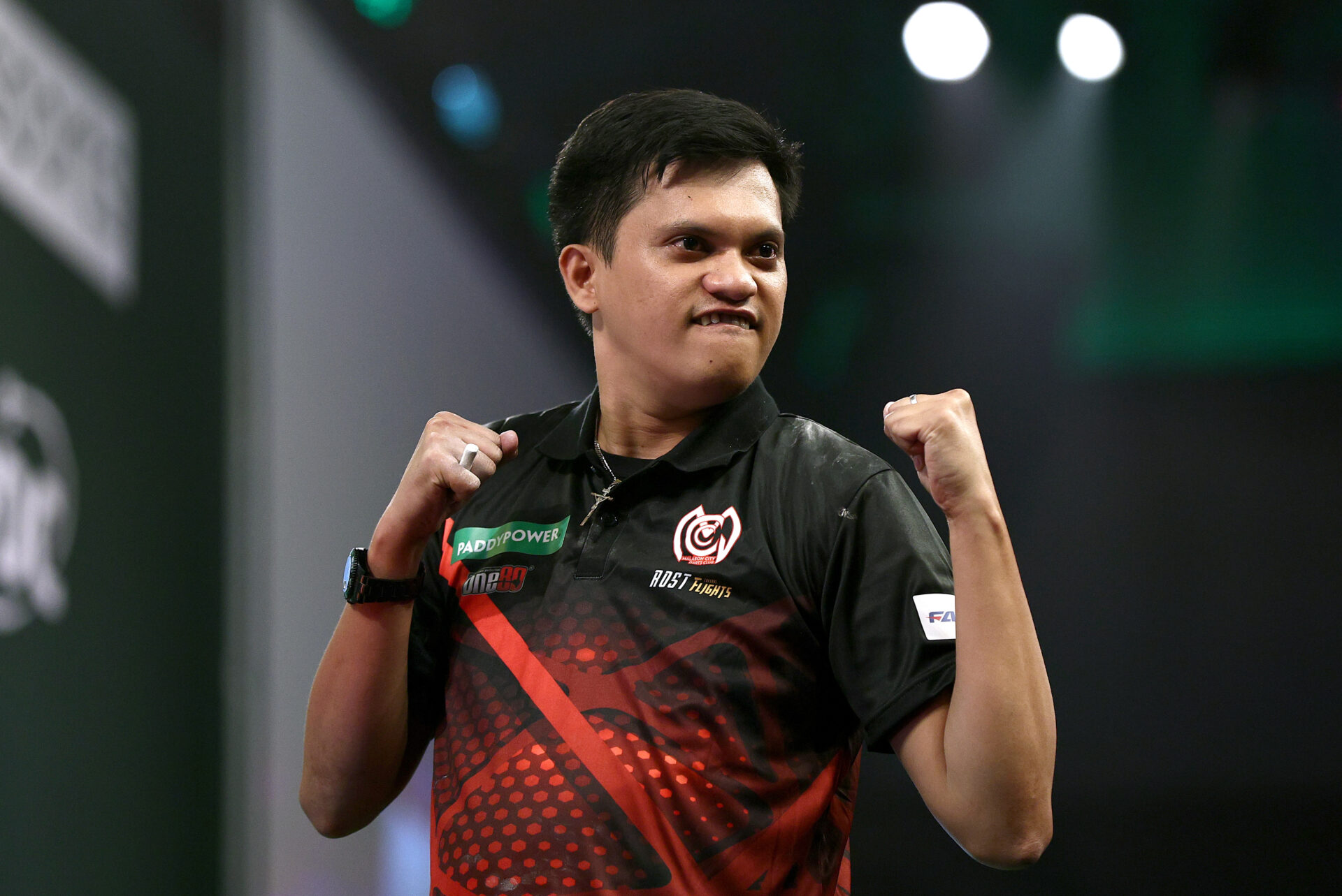 'I had to switch off'... Darts fans complain about 'painfully slow ...